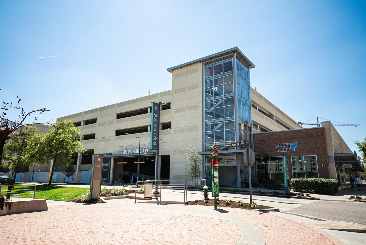 Hughes Landing Parking Garage