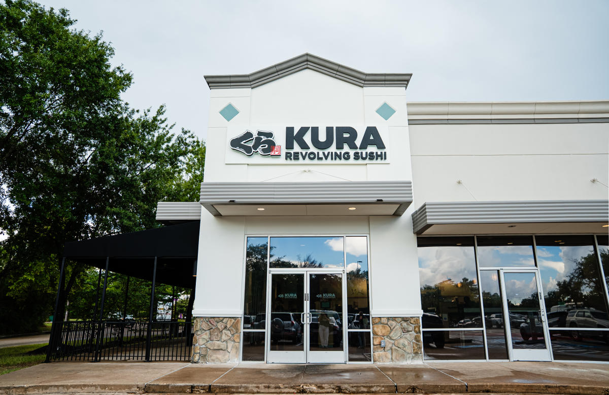 Kura Revolving Sushi Bar