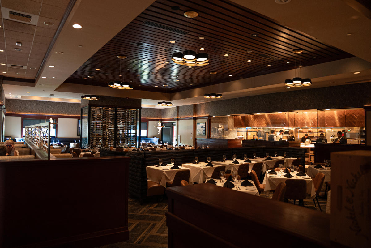 Fleming's Prime Steakhouse & Wine Bar