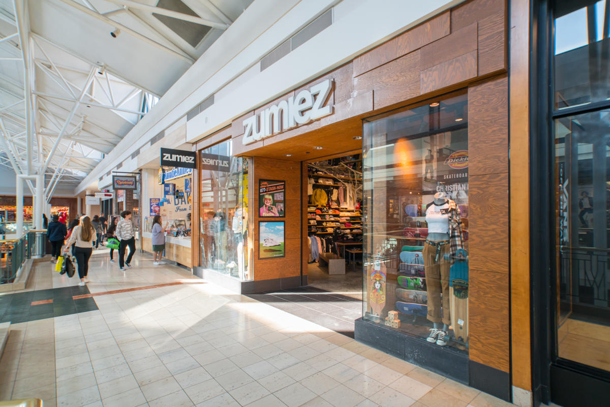 Zumiez