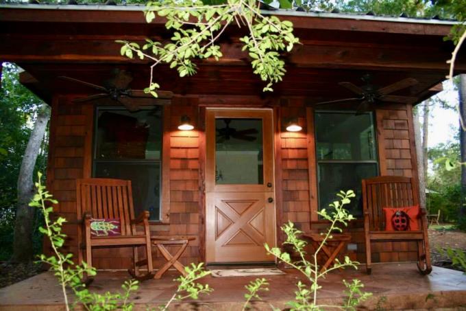 Laughing Pines Bed and Breakfast Cottages | Smithville, TX 78957