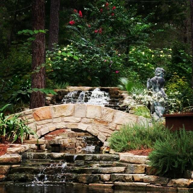 Laughing Pines Bed and Breakfast Cottages | Smithville, TX 78957
