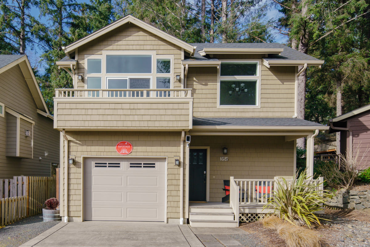 Seven Spruce by Haystack Luxury Vacation Rentals | Cannon Beach, OR