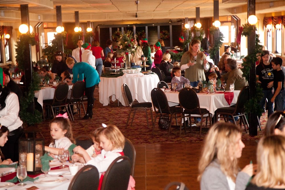 Cajun Holiday Tea with Papa Noel