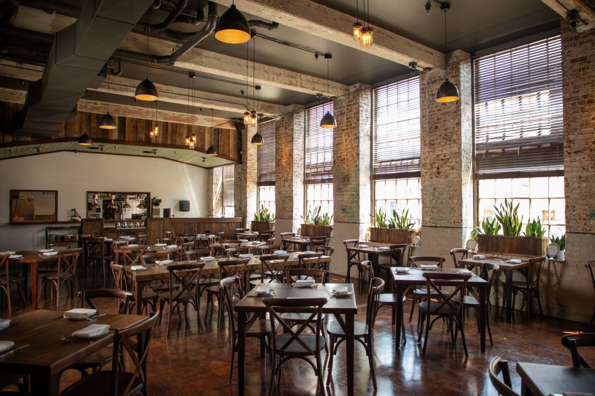 Plates Restaurant