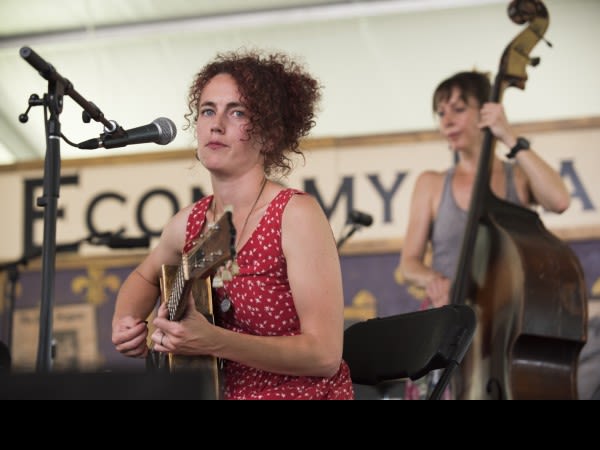 Shake 'Em Up Jazz Band