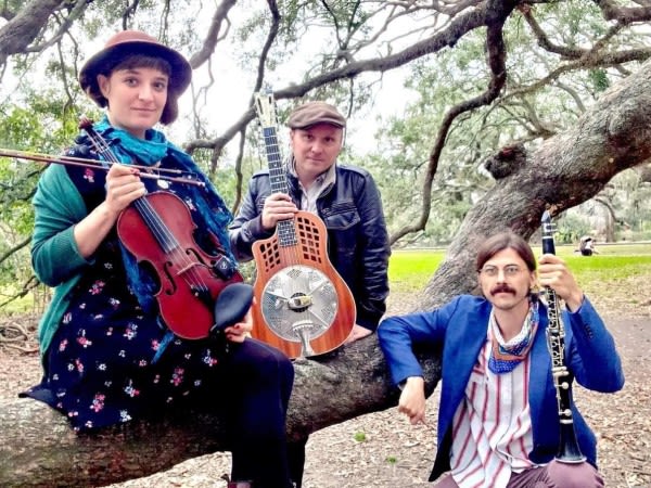 Silver Lining Serenaders