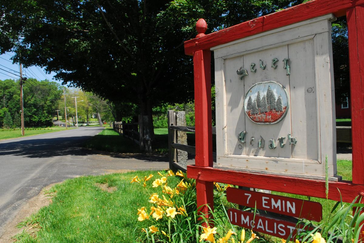 Seven Cedars Farm | Smithfield, RI 02917