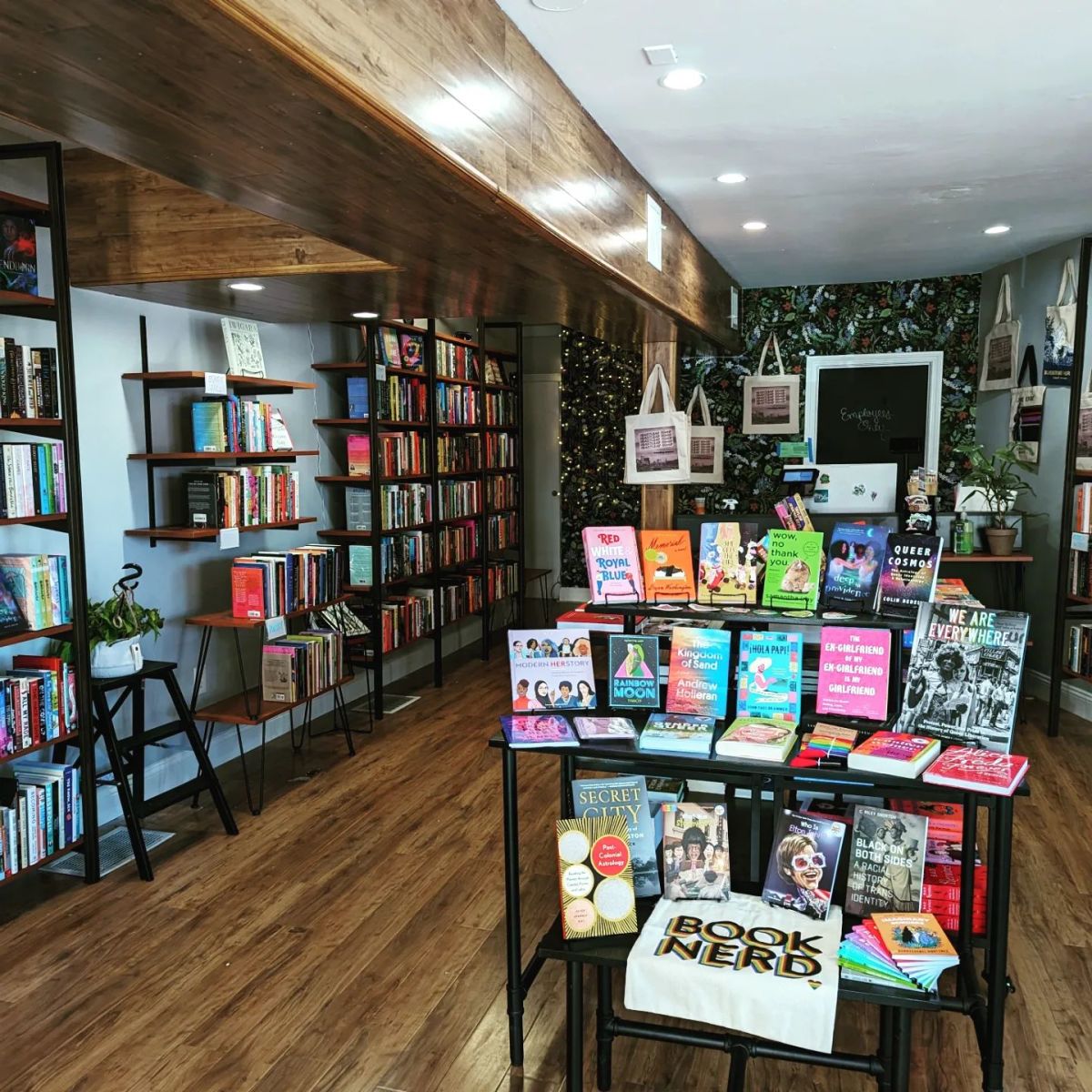 Heartleaf Books | Providence, RI 02903