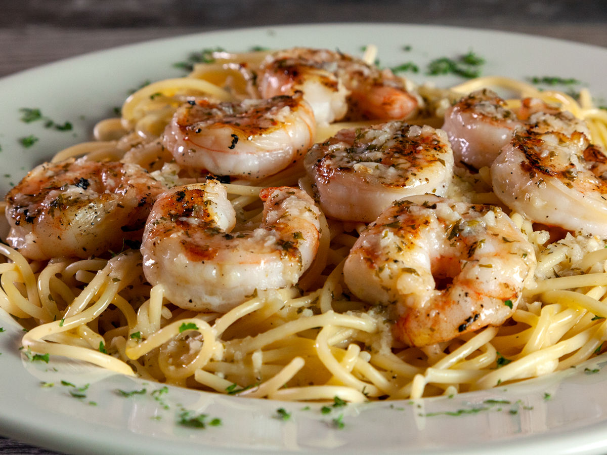 Chelo's Hometown Bar & Grille - Rumford | Rumford, RI 02916