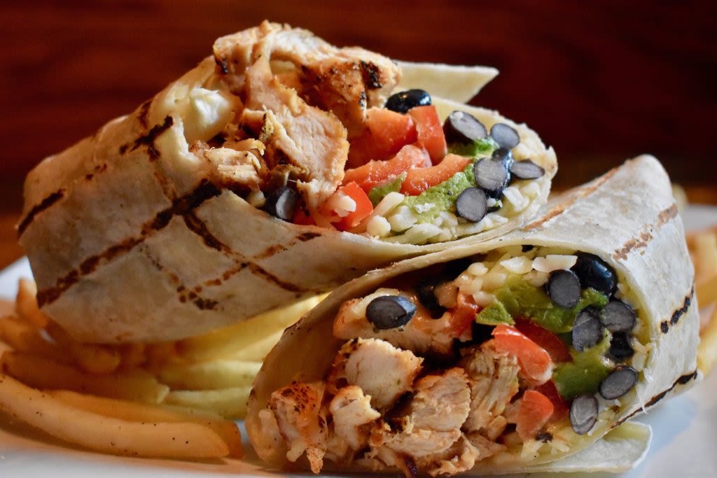 Shannon View Inn | Warwick, RI 02886