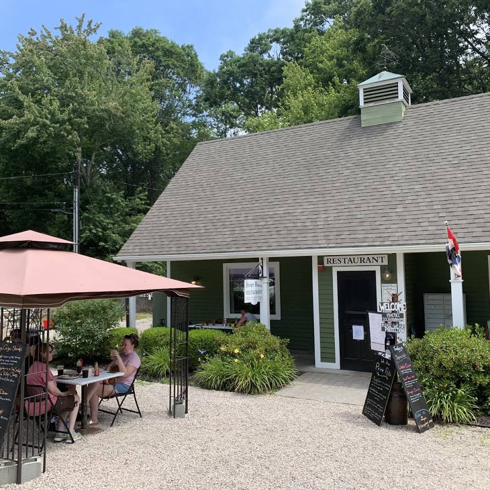 Hungry Haven | Charlestown, RI 02813