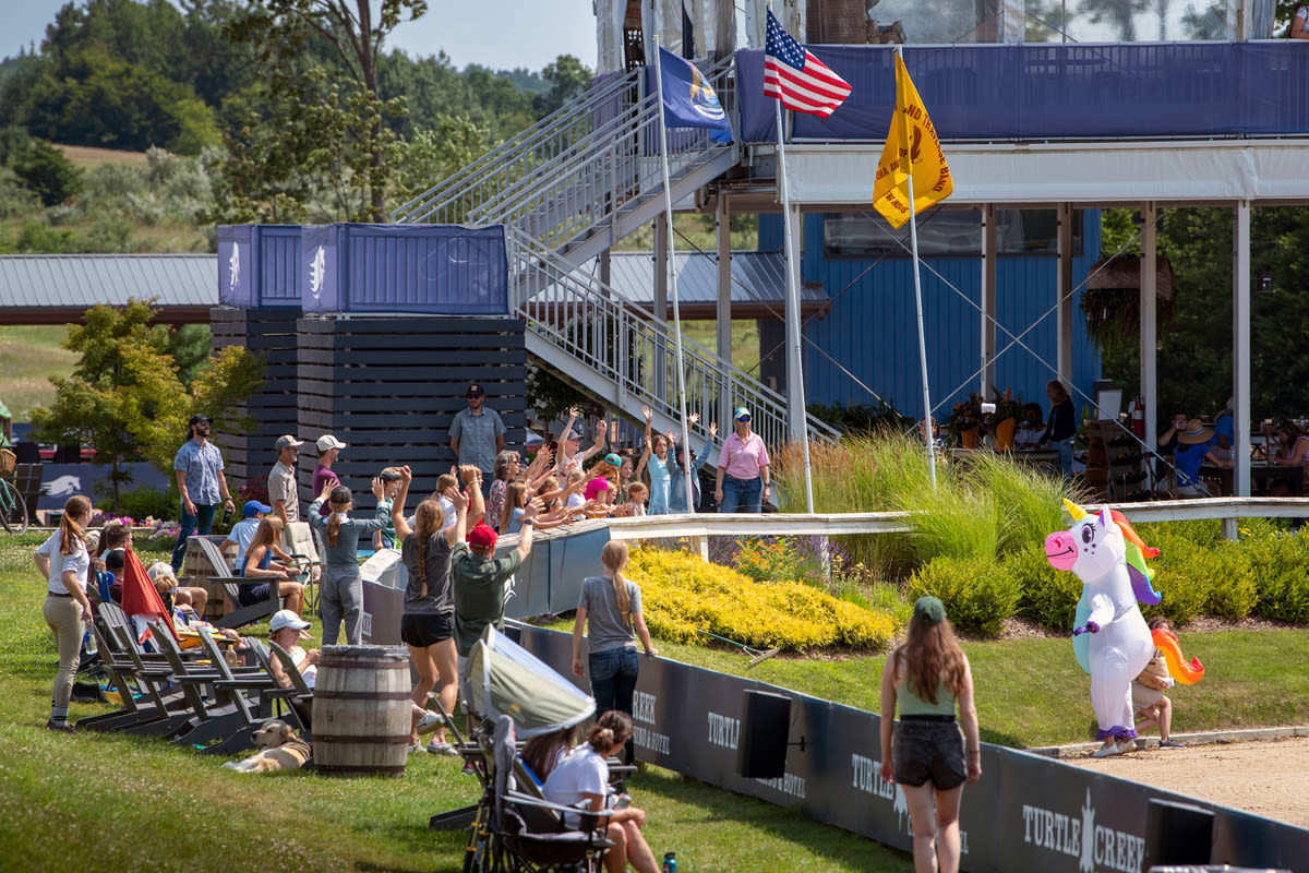 Traverse City Horse Shows | Williamsburg, MI 49690