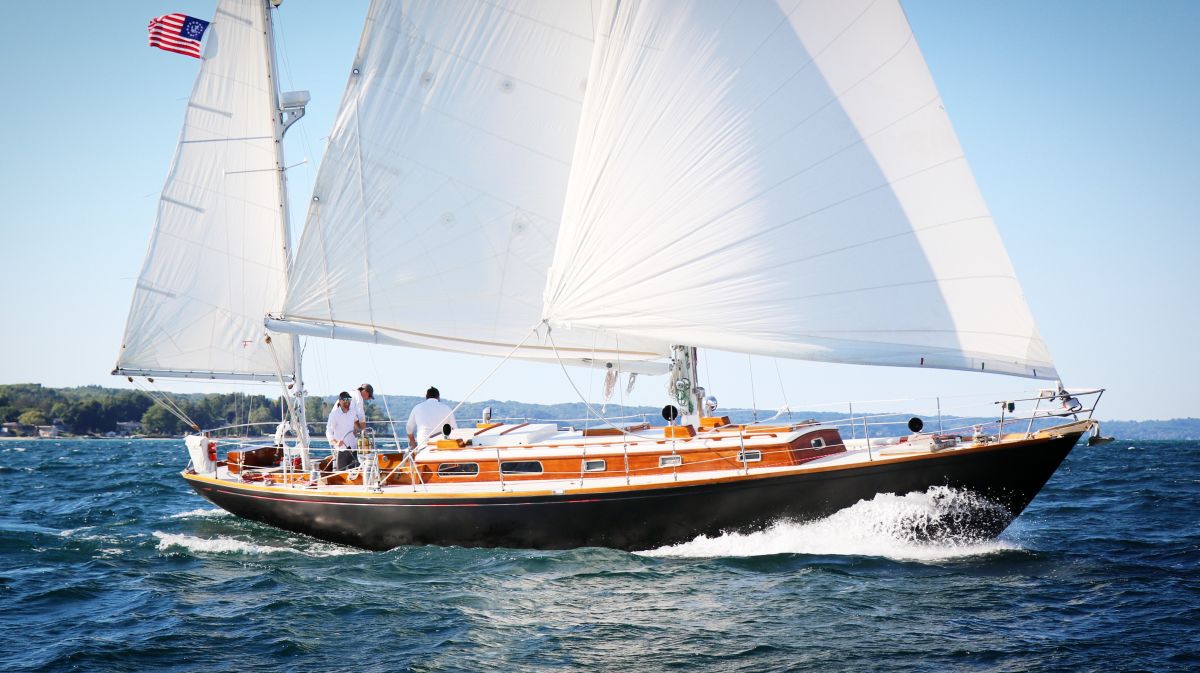 Compass Rose Sailing Co. | Traverse City, MI 49684