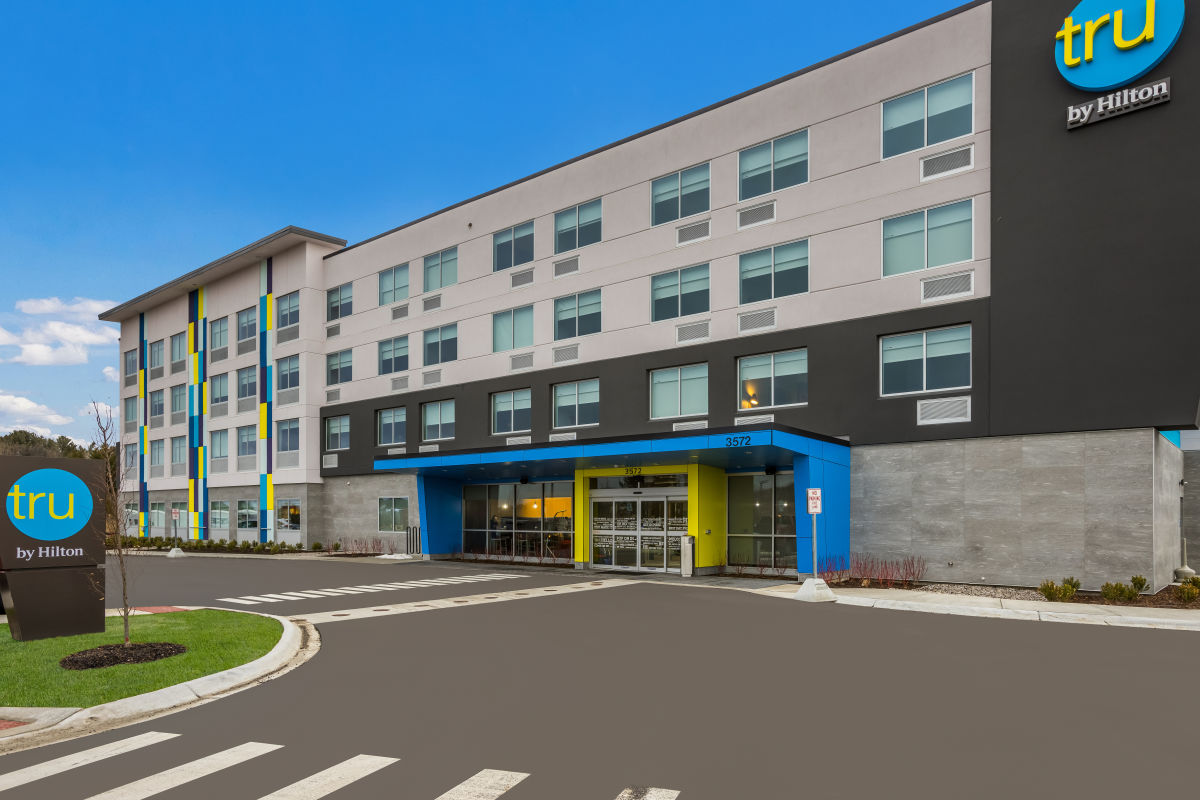 Tru by Hilton | Traverse City, MI 49684