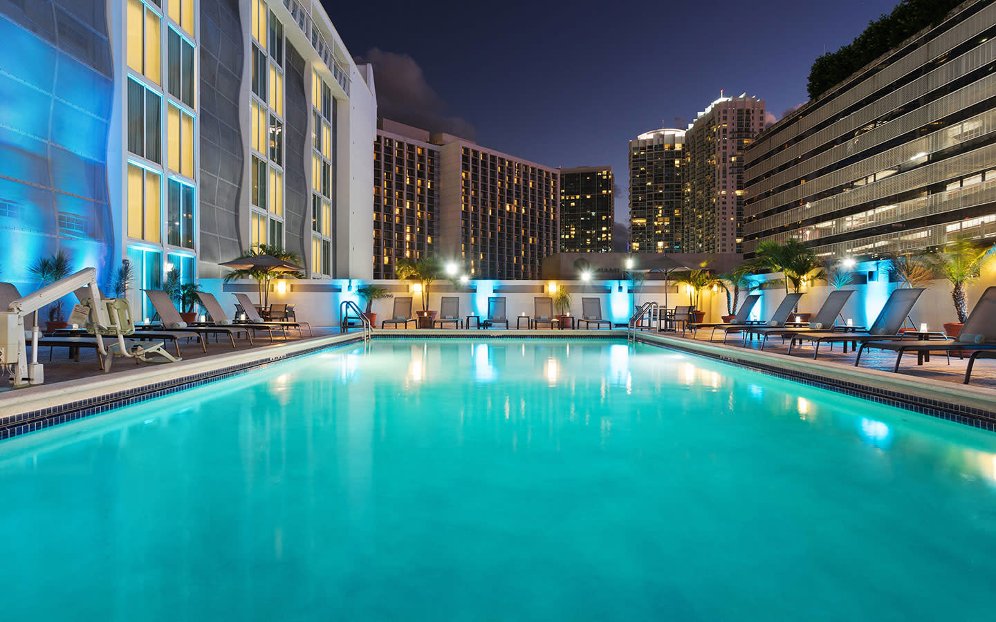 Courtyard by Marriott - Miami Downtown/Brickell Area | Greater Miami ...