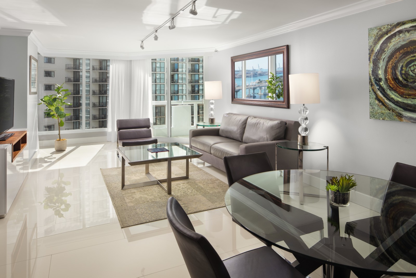 DoubleTree by Hilton Grand Hotel Biscayne Bay Miami | Greater Miami ...