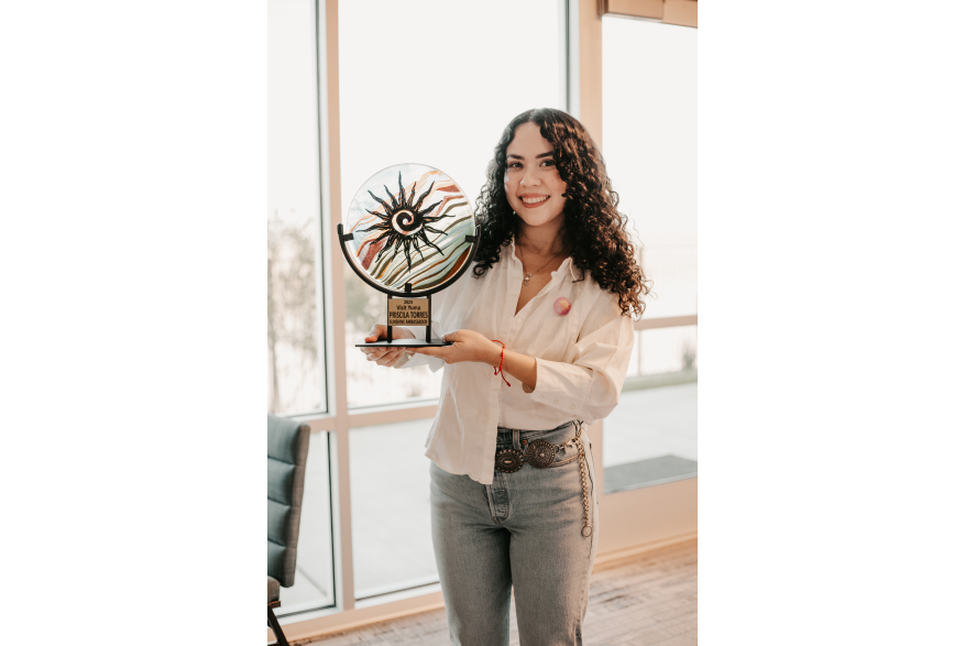 2023 Sunshine Award - Priscila Torres