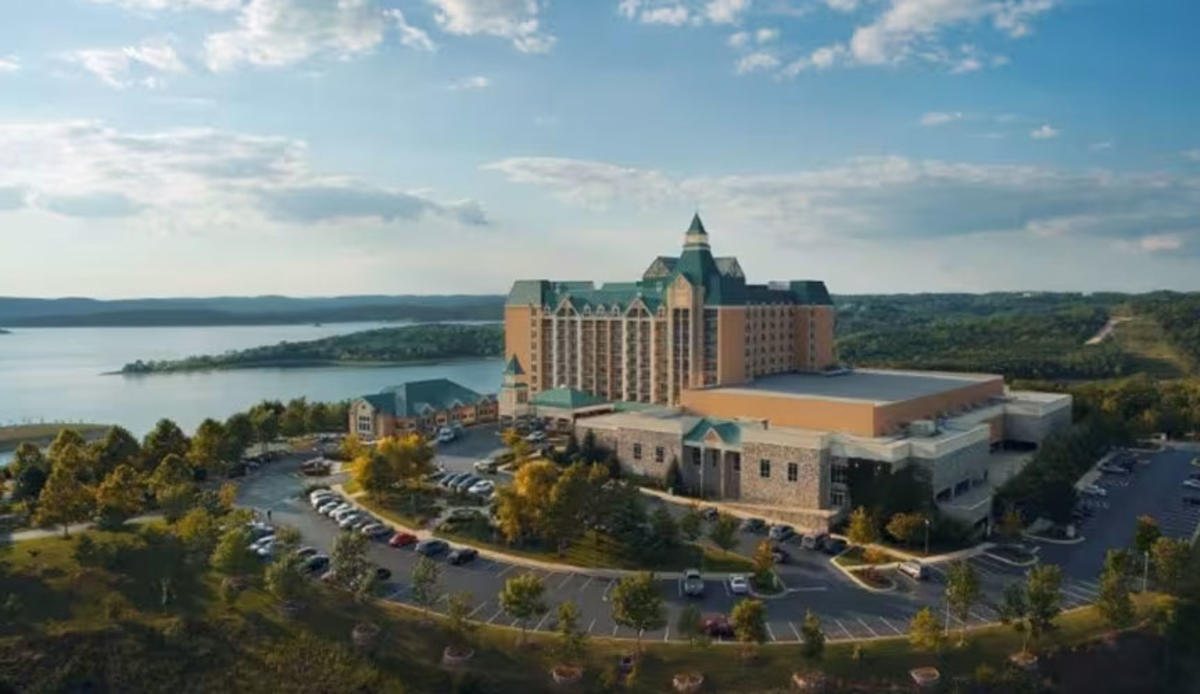 Chateau on the Lake Resort Spa & Convention Center