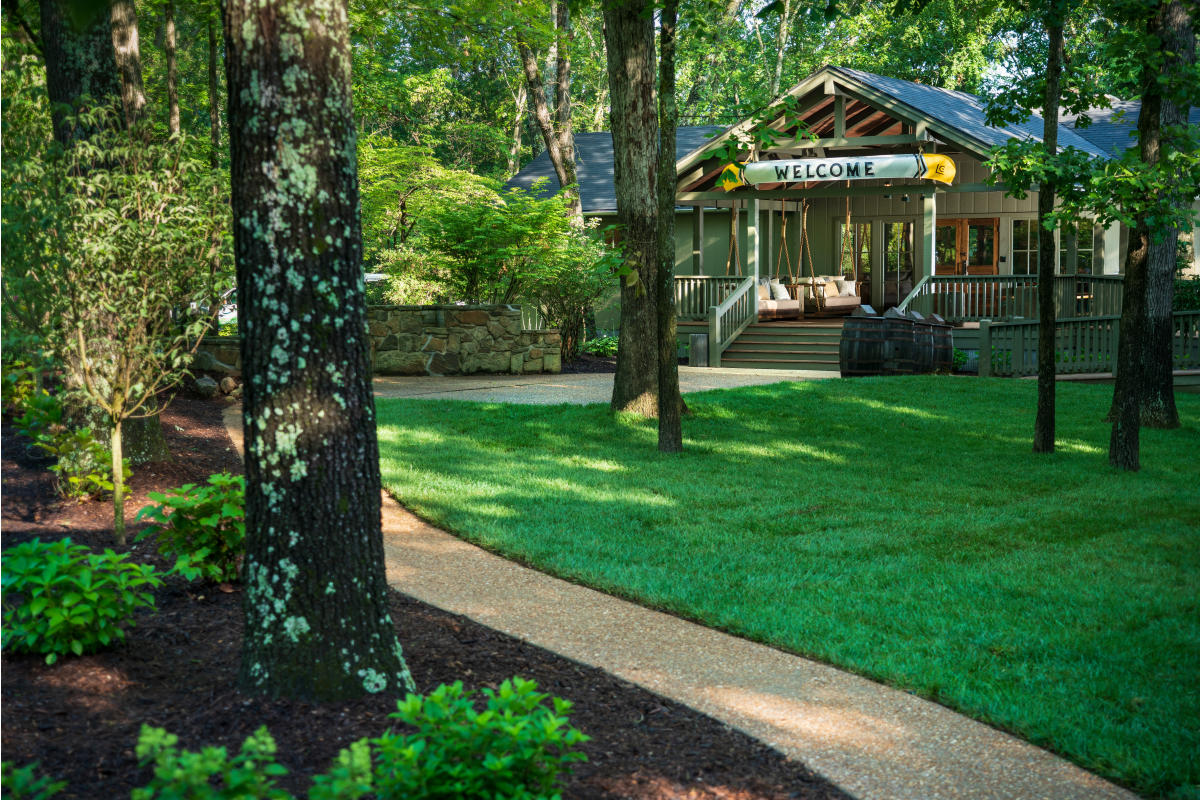 Long Creek Marina (Bass Pro Shops)