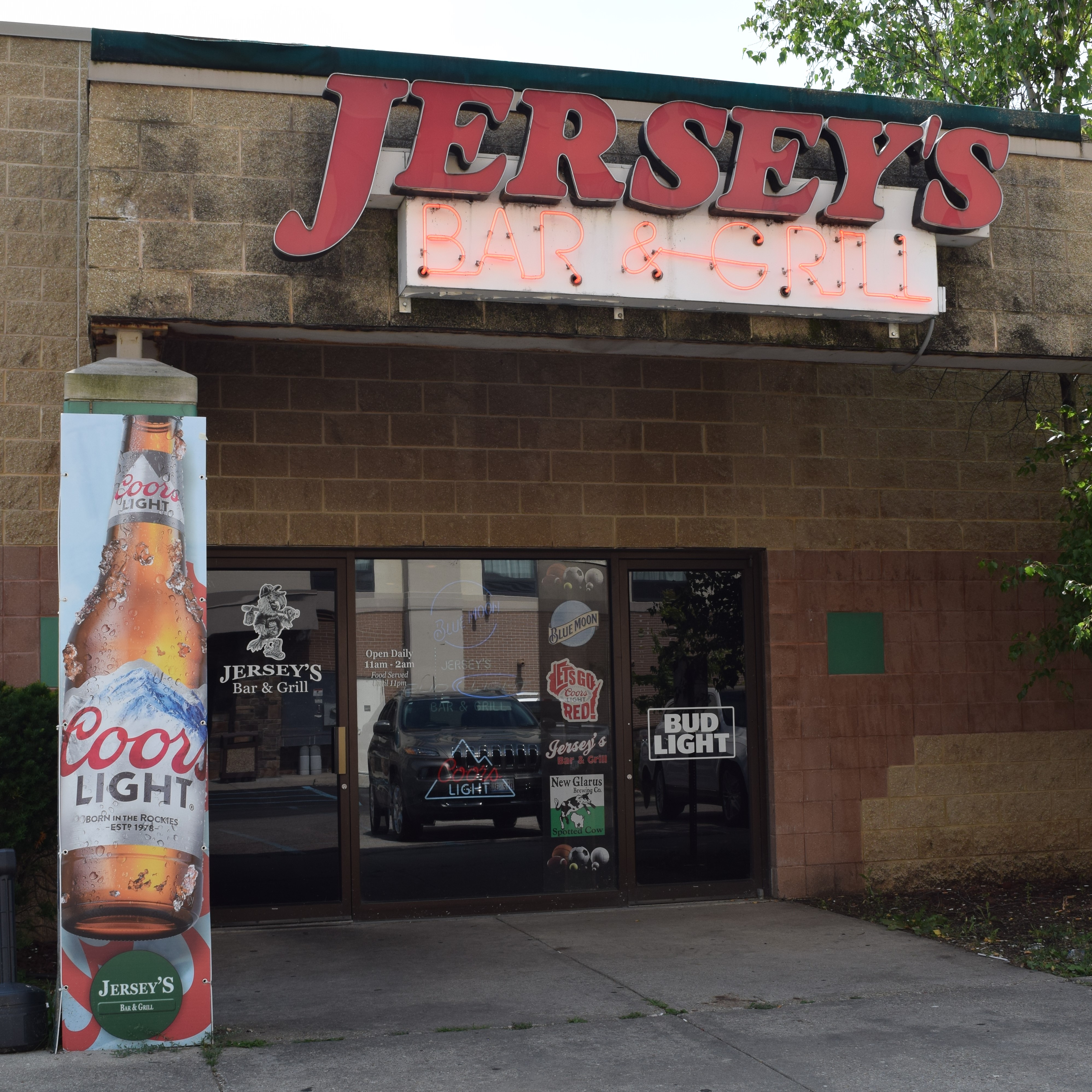 Jersey's Bar & Grill in Beloit WI