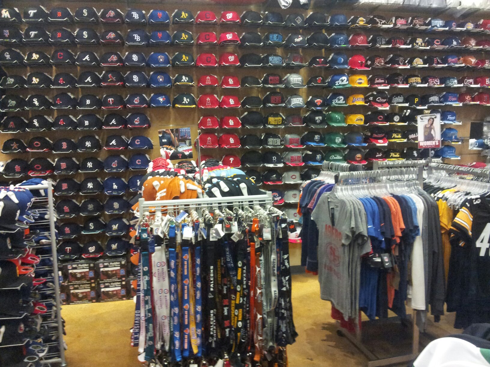 Fanzz - Visit Lubbock