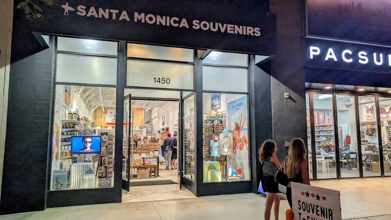 Santa Monica Souvenirs | Visit Santa Monica