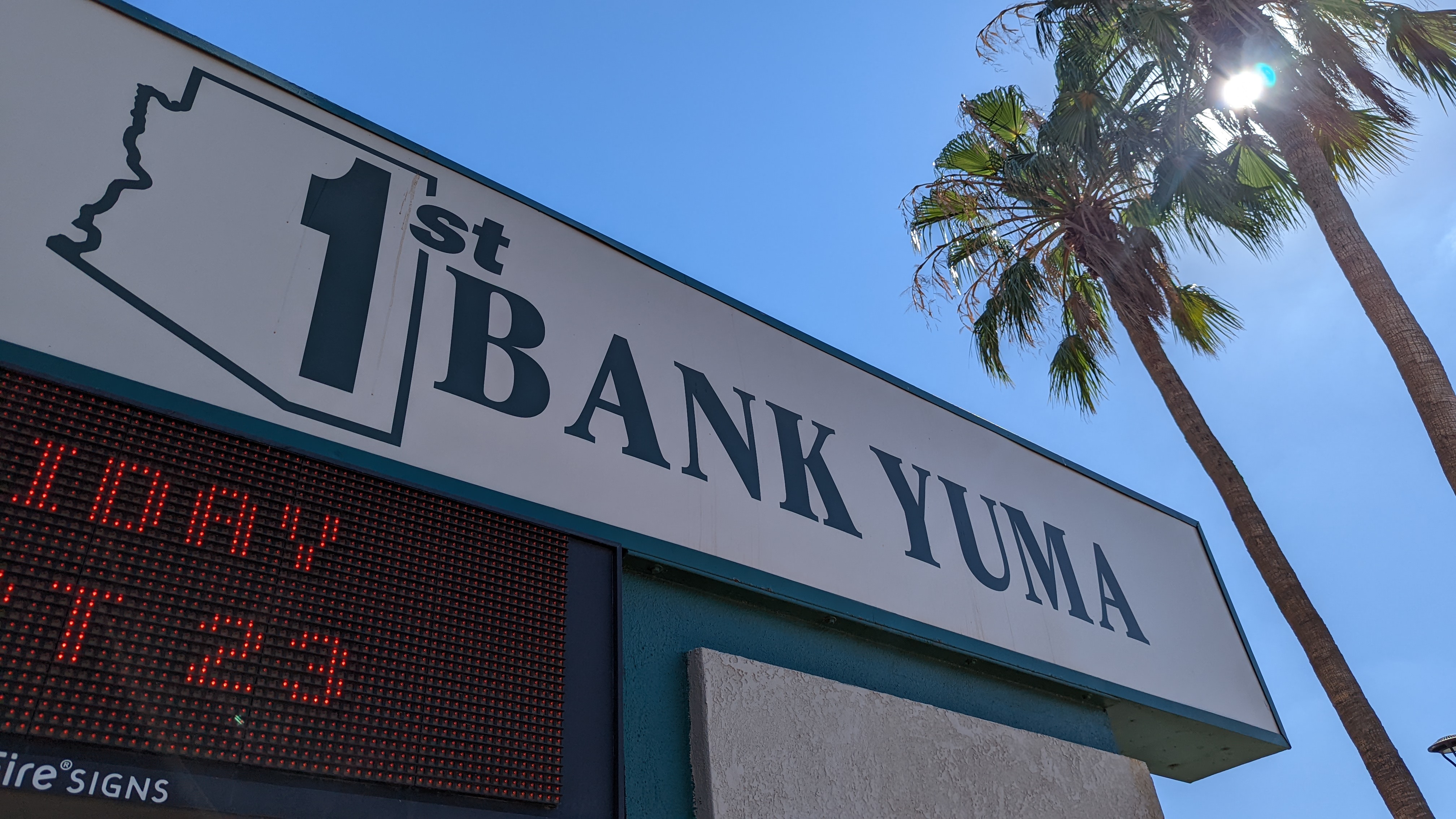 1st Bank Yuma Logo