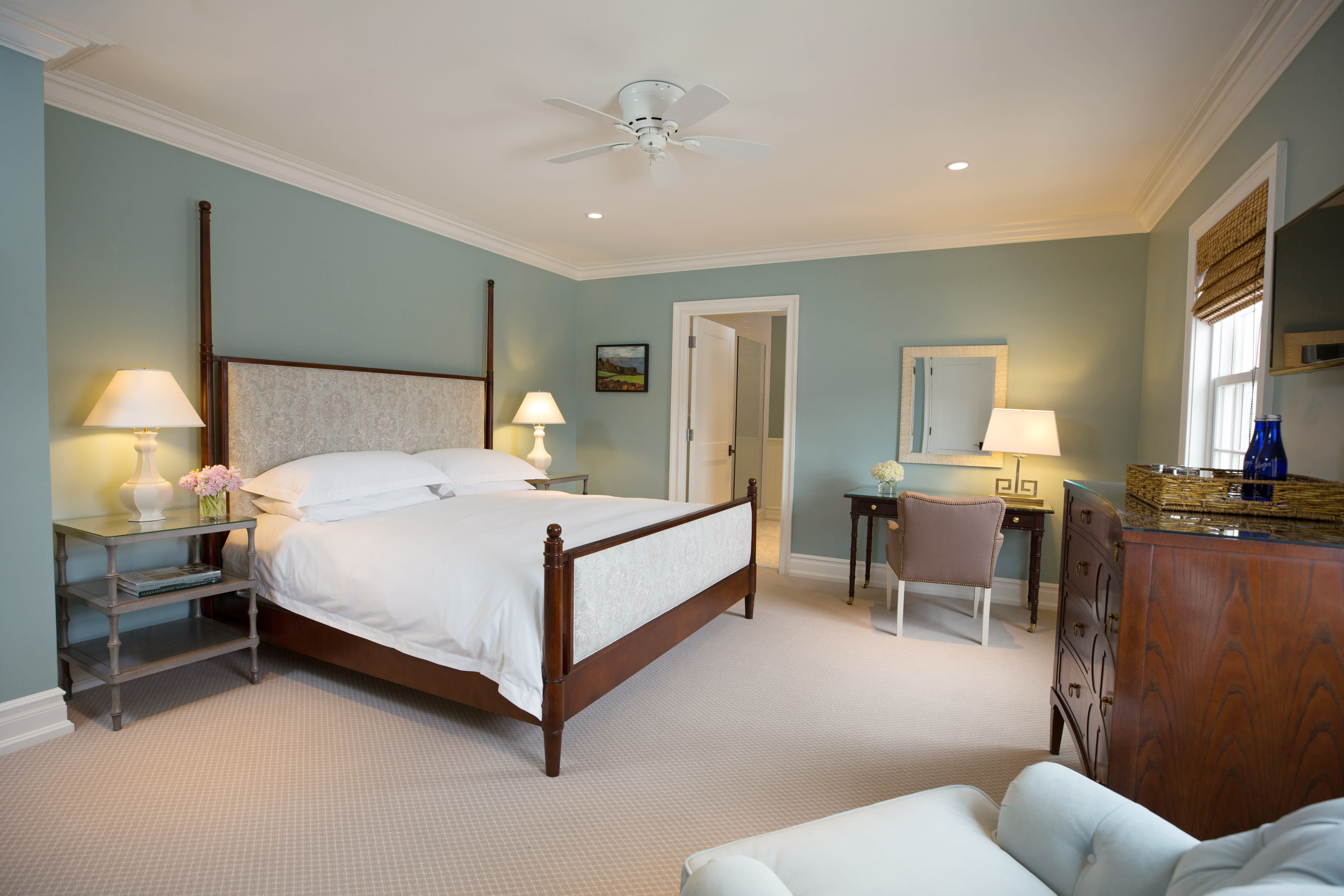 The Quogue Club at Hallock House