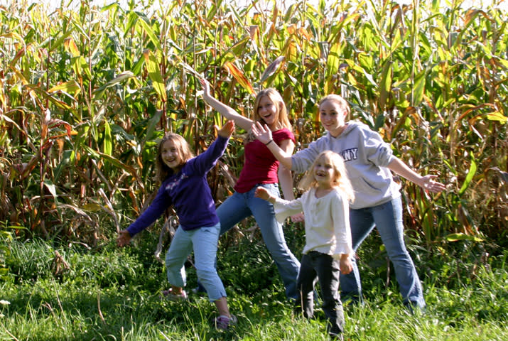 Farm Tours at Hull-O Farms