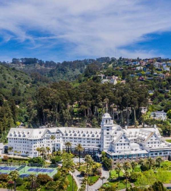 Claremont Resort & Club