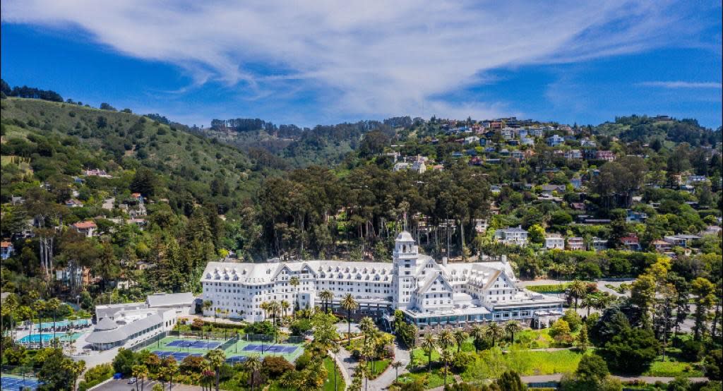 Claremont Resort & Club