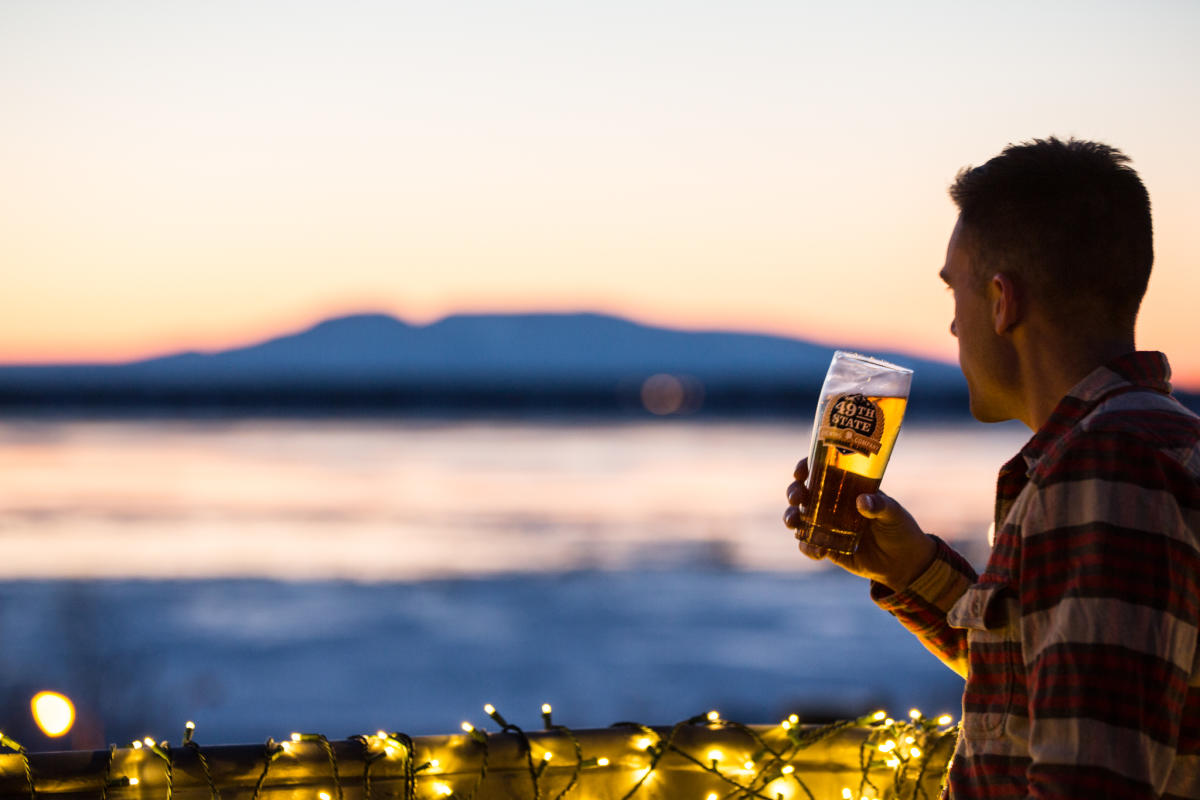 Happy Hour in Anchorage, AZ | Eateries, Pubs & Breweries