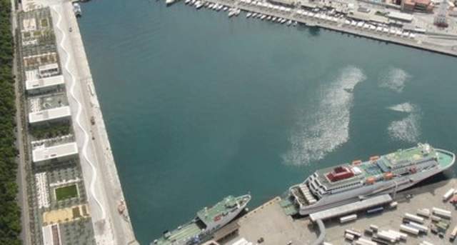 cruise ship docking malaga