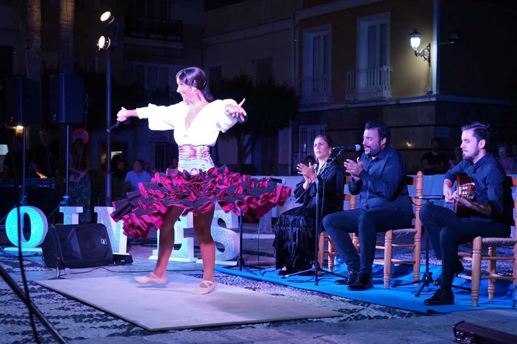 La Noche al Raso