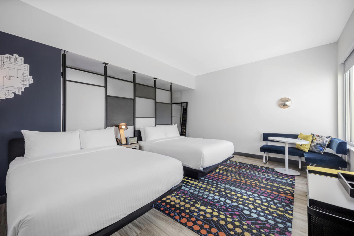 Aloft Arlington South