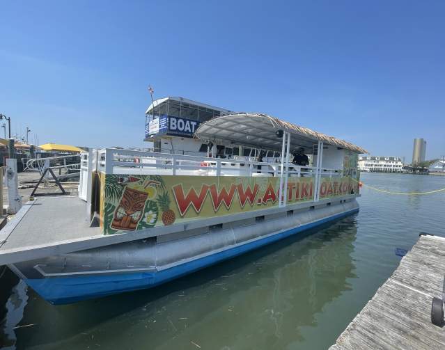 AC Tiki Boat