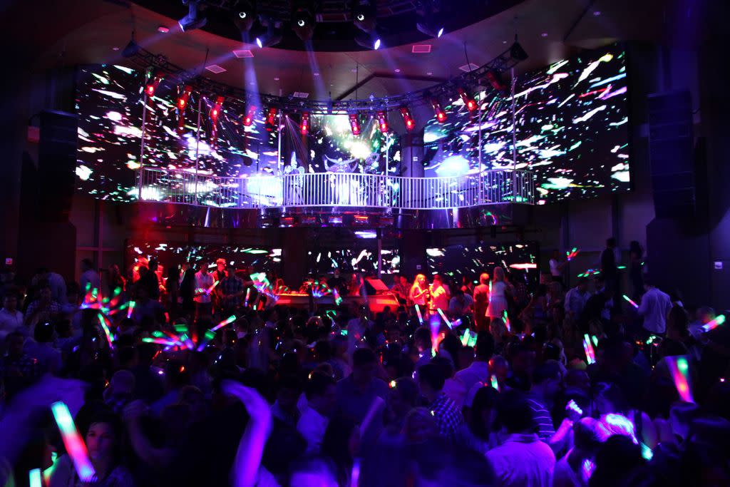 HQ2 Night Club & Beach Club