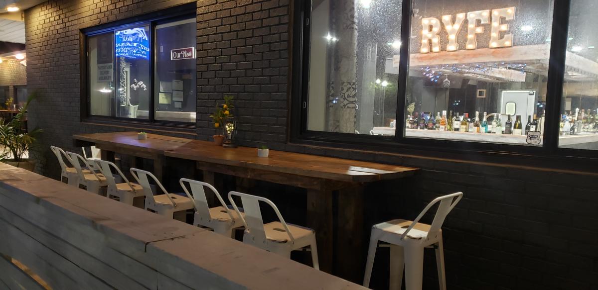 Ryfe Bar Restaurant, and Events Happy Hour
