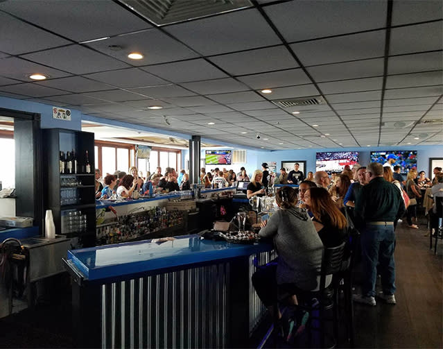 Wonder Bar