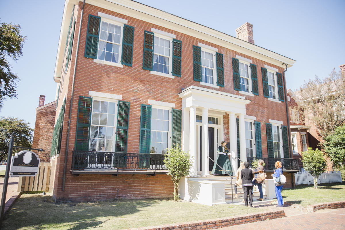 Guided Tours of the Boyhood Home of President Woodrow Wilson