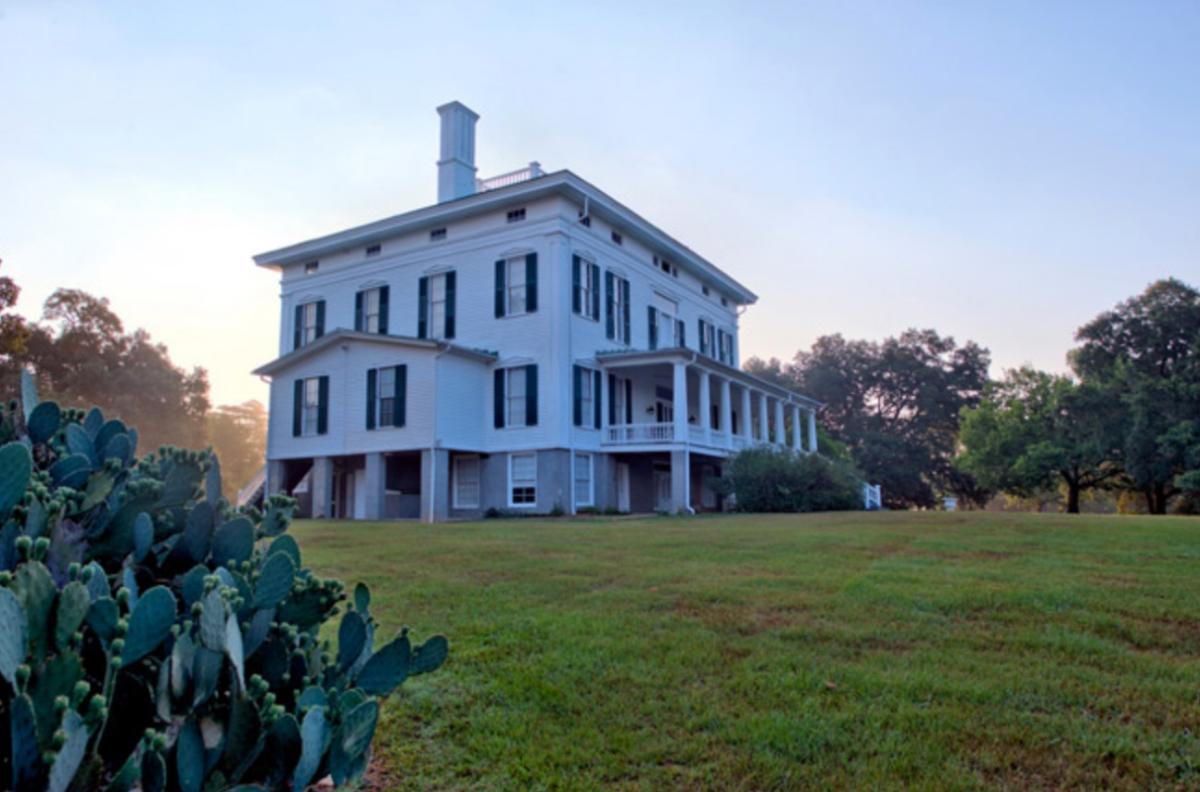 Historic Homes Southern Plantation