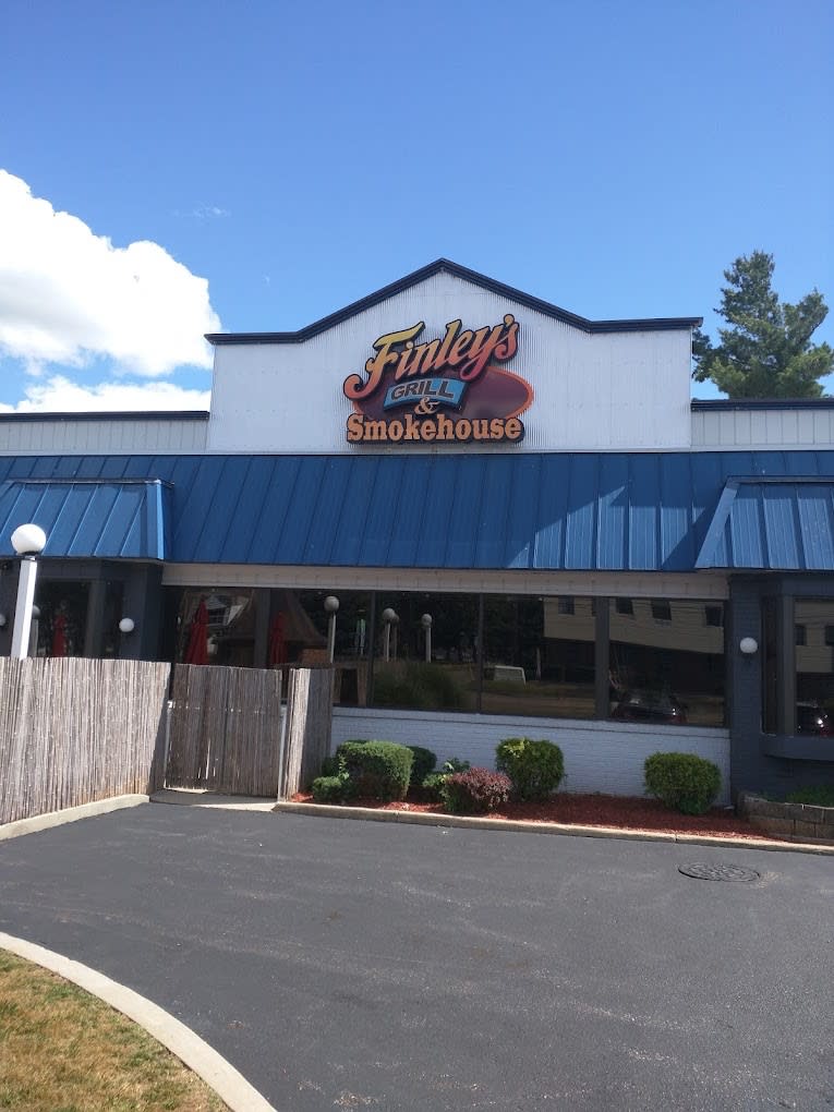 Finley's American Restaurant | Battle Creek, MI