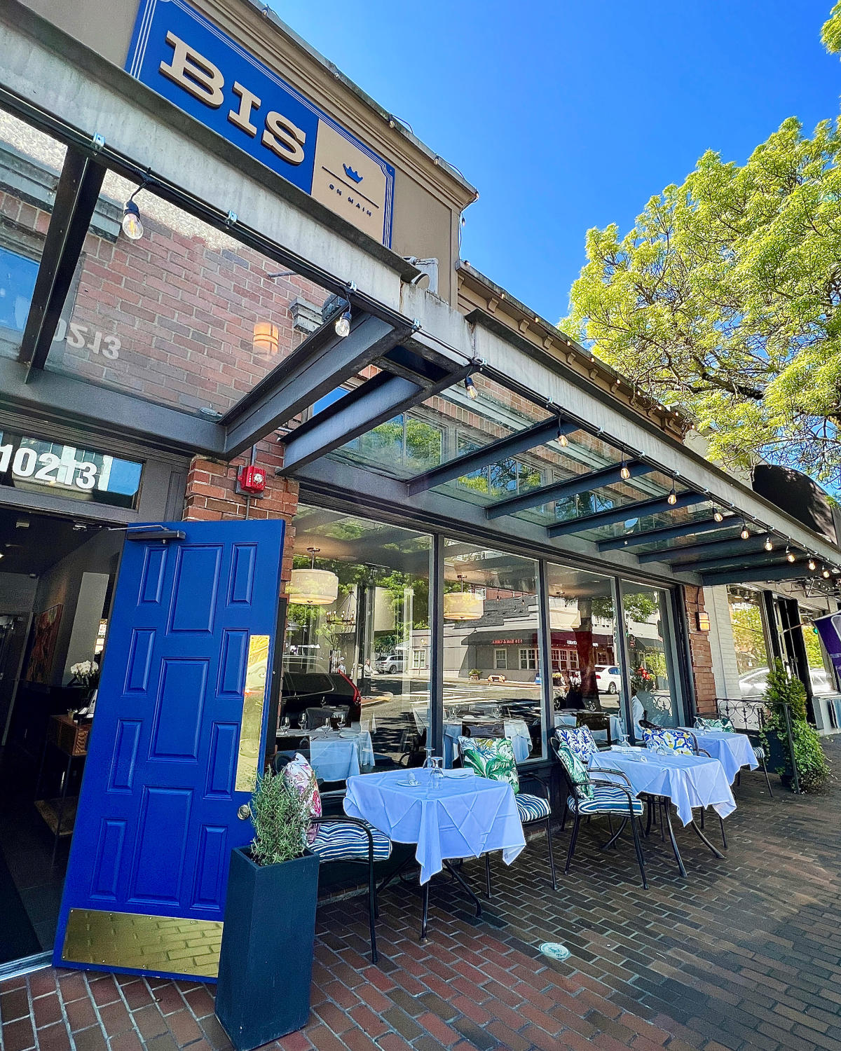 Bis on Main | Bellevue, WA