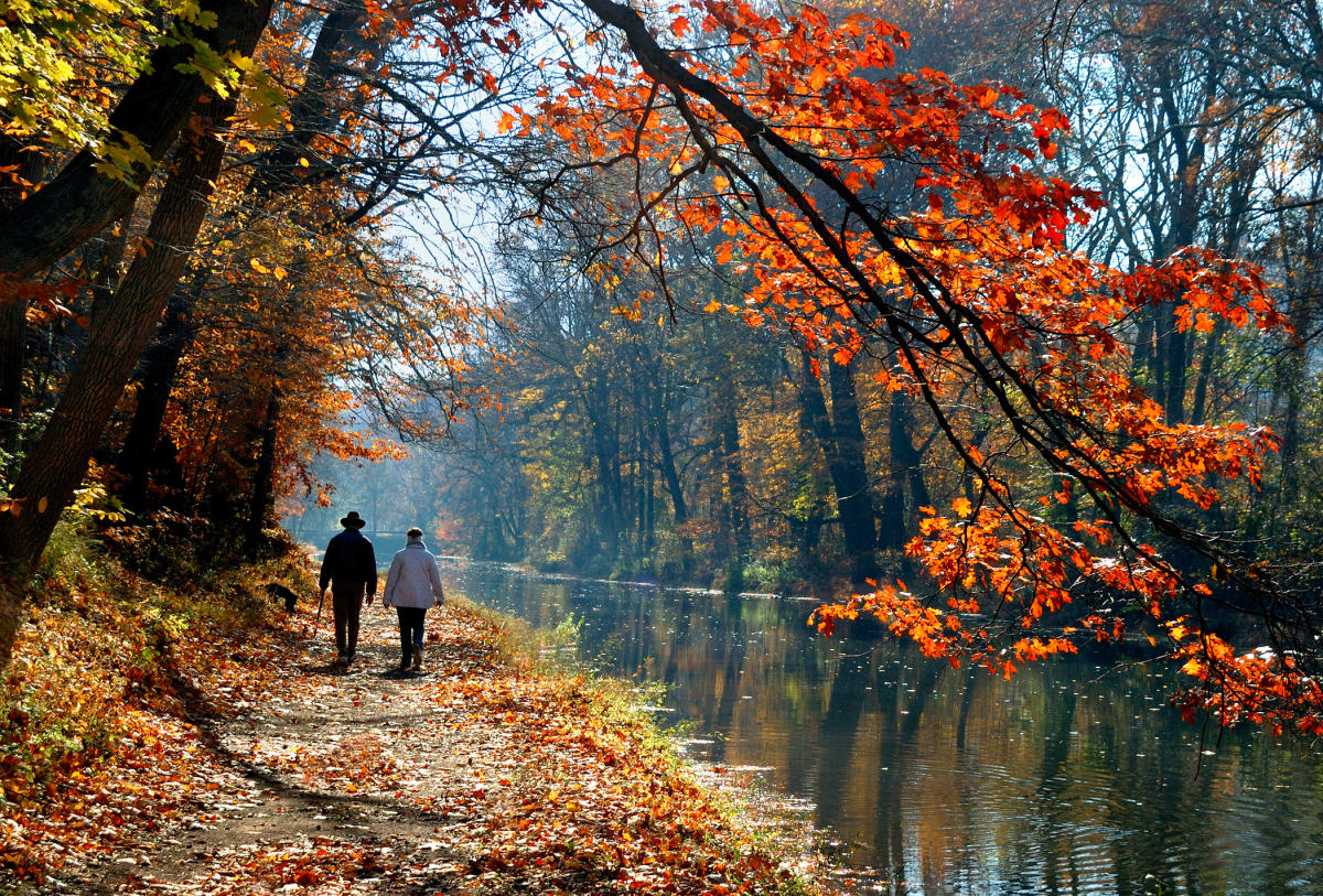 Must-See Stops Along Scenic River Road