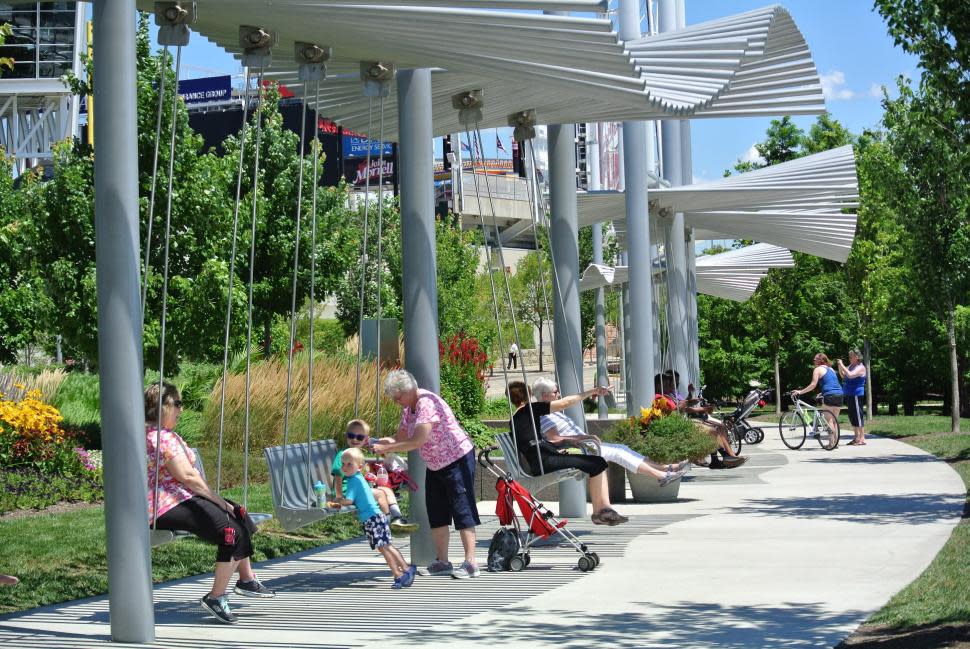 Explore Smale Riverfront Park