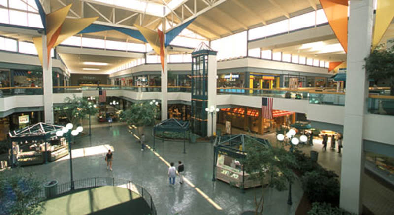greenbrier mall