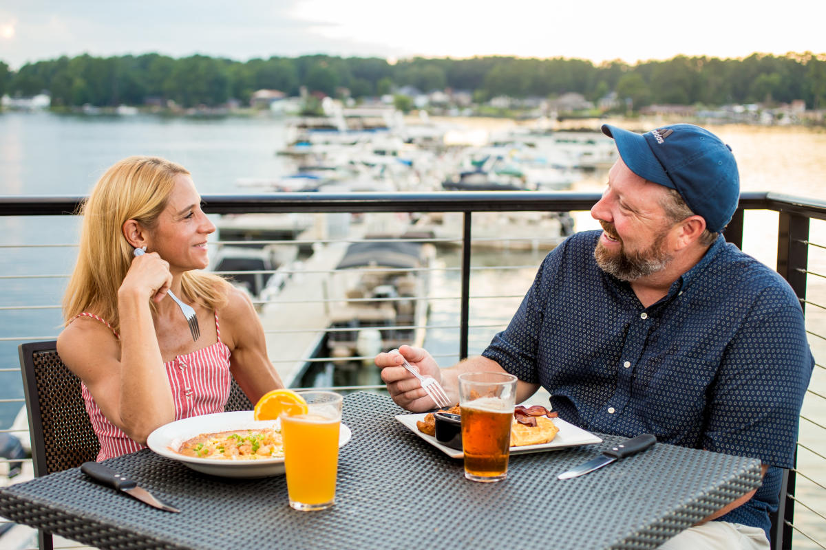 Columbia SC Restaurants With Outdoor Dining | Patios & Rooftops