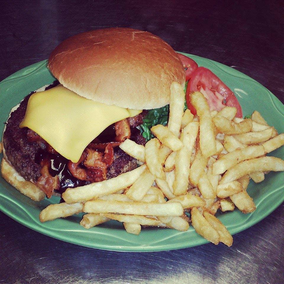 Finz Grill & Eatery | Beaufort, NC