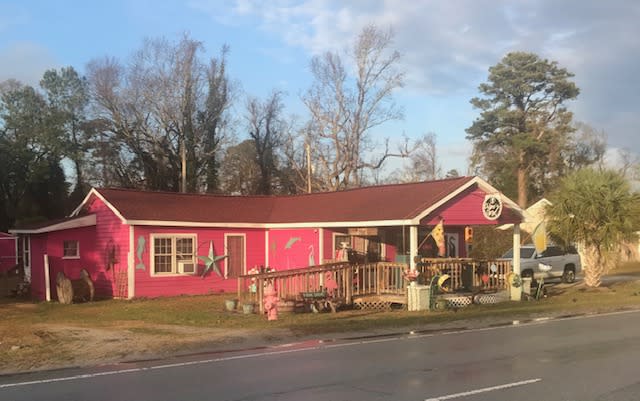 chloe's closet theme